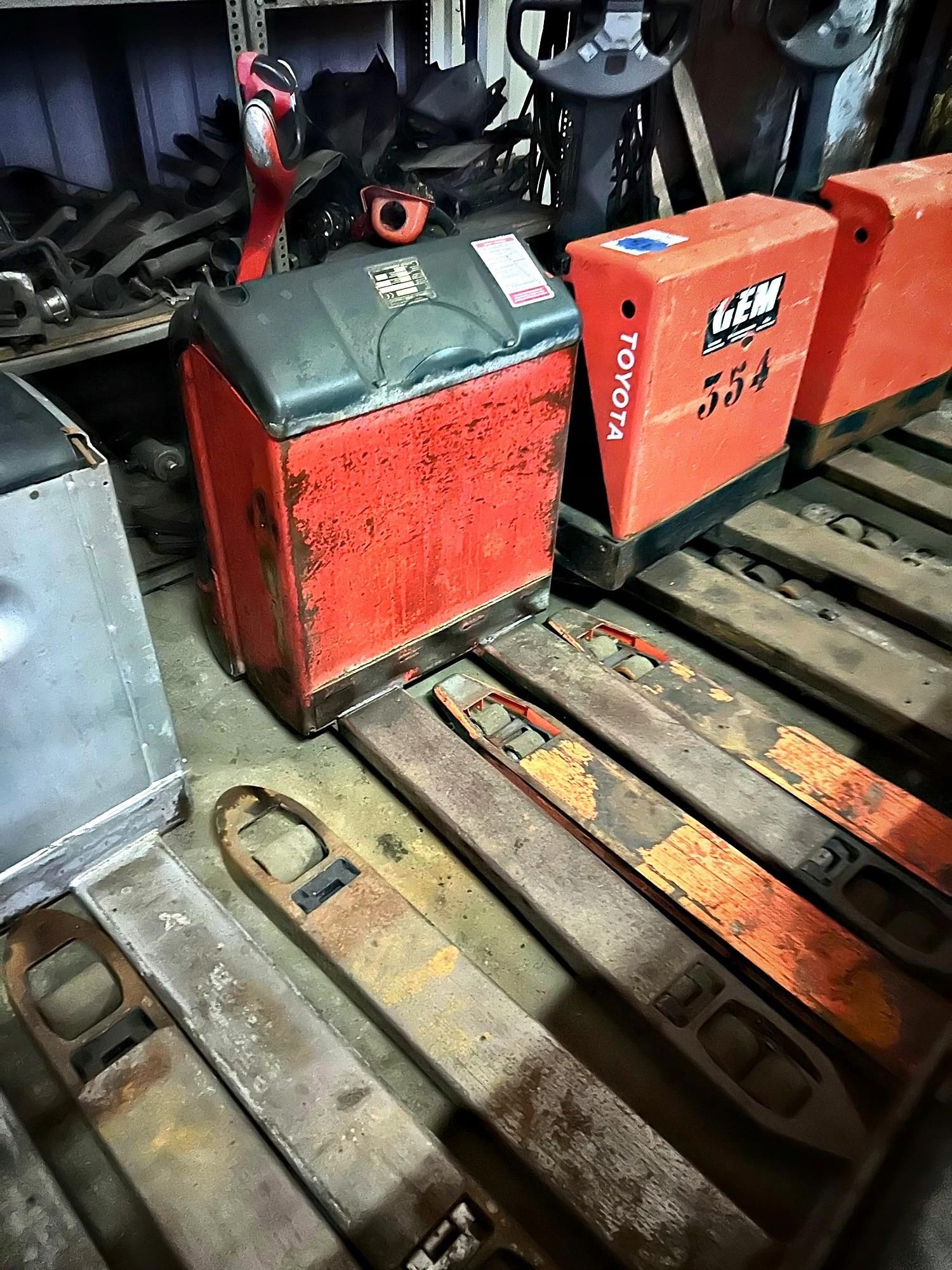 paleciak elektryczny LINDE T18 seria 360 rok 2009 – sklep-kraftline.pl